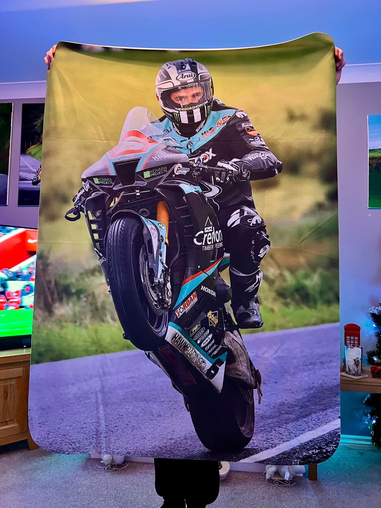 FLEECE BLANKET- Michael Dunlop Armoy - Traceys Pictures